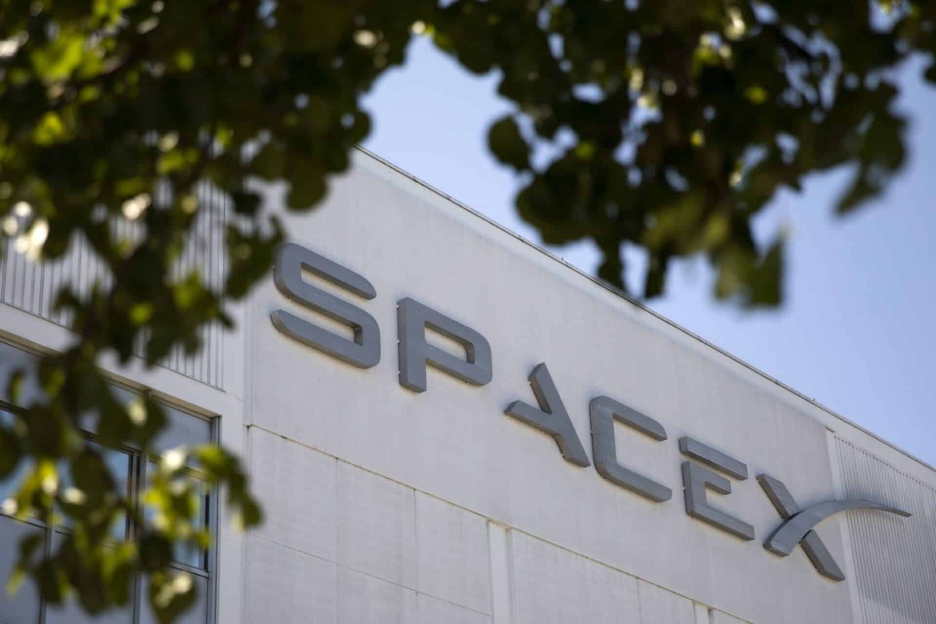 Spacex Delays Launch Of Starship Rocket Moments Before Liftoff