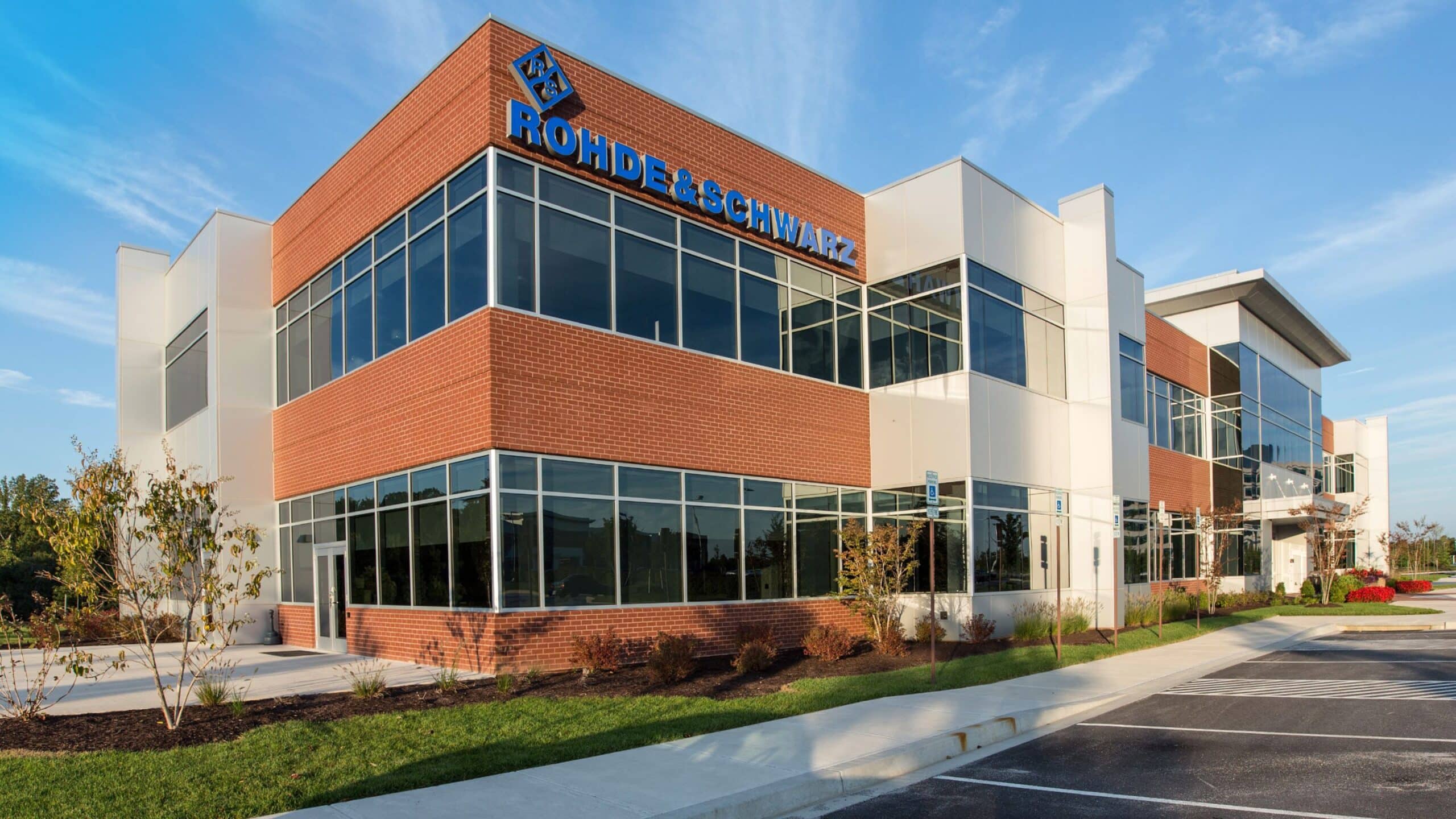 Rohde & Schwarz deploys first IP-based voice system in US ... Rohde & Schwarz deploys first IP-based voice system in US ...